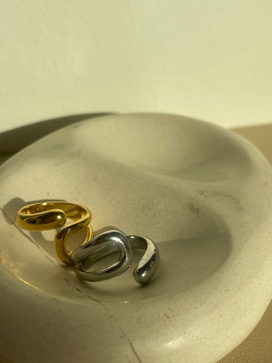 Kelly Ring – Casablancaandco